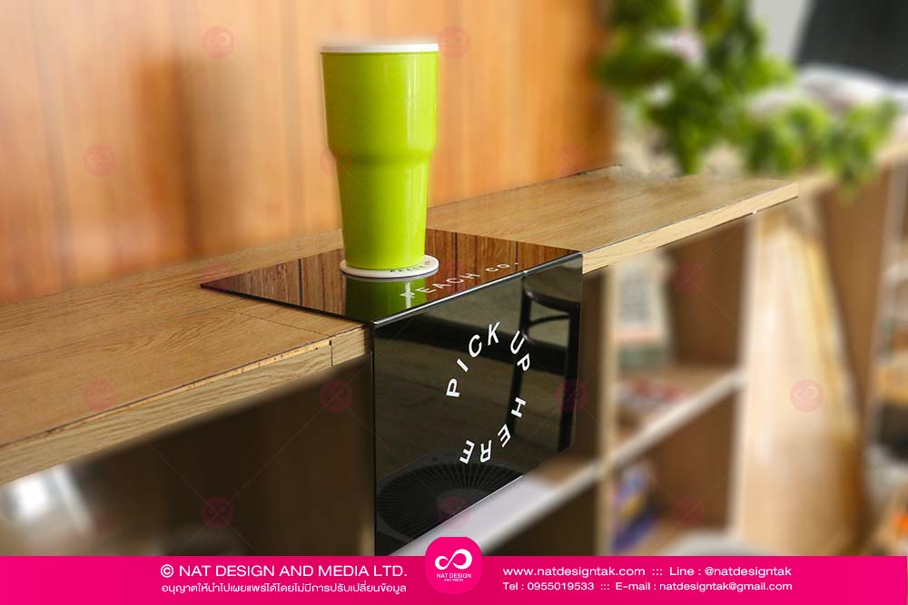 Pick up HERE จุดรับสินค้า อะคริลิคดำ พิมพ์ยูวี + แผ่นรองแก้ว ราคาถูกสุดๆ